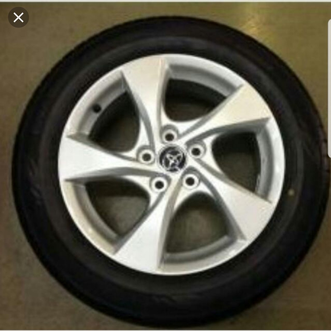 Toyota Chr tyre & rim 4pcs 215/60/17, Car Accessories, Tyres & Rims on ...