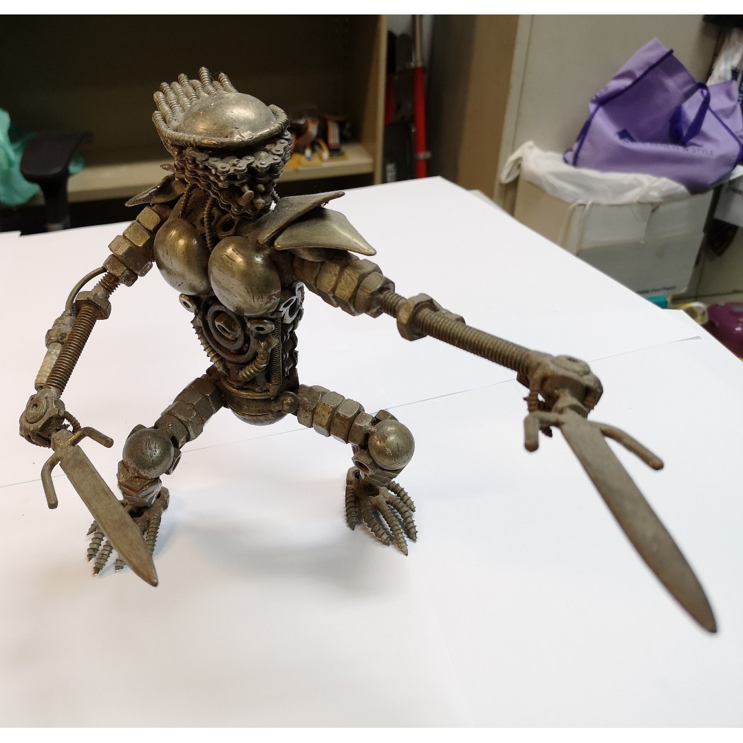 Steel Alien (with Sword), Hobbies & Toys, Toys & Games on Carousell