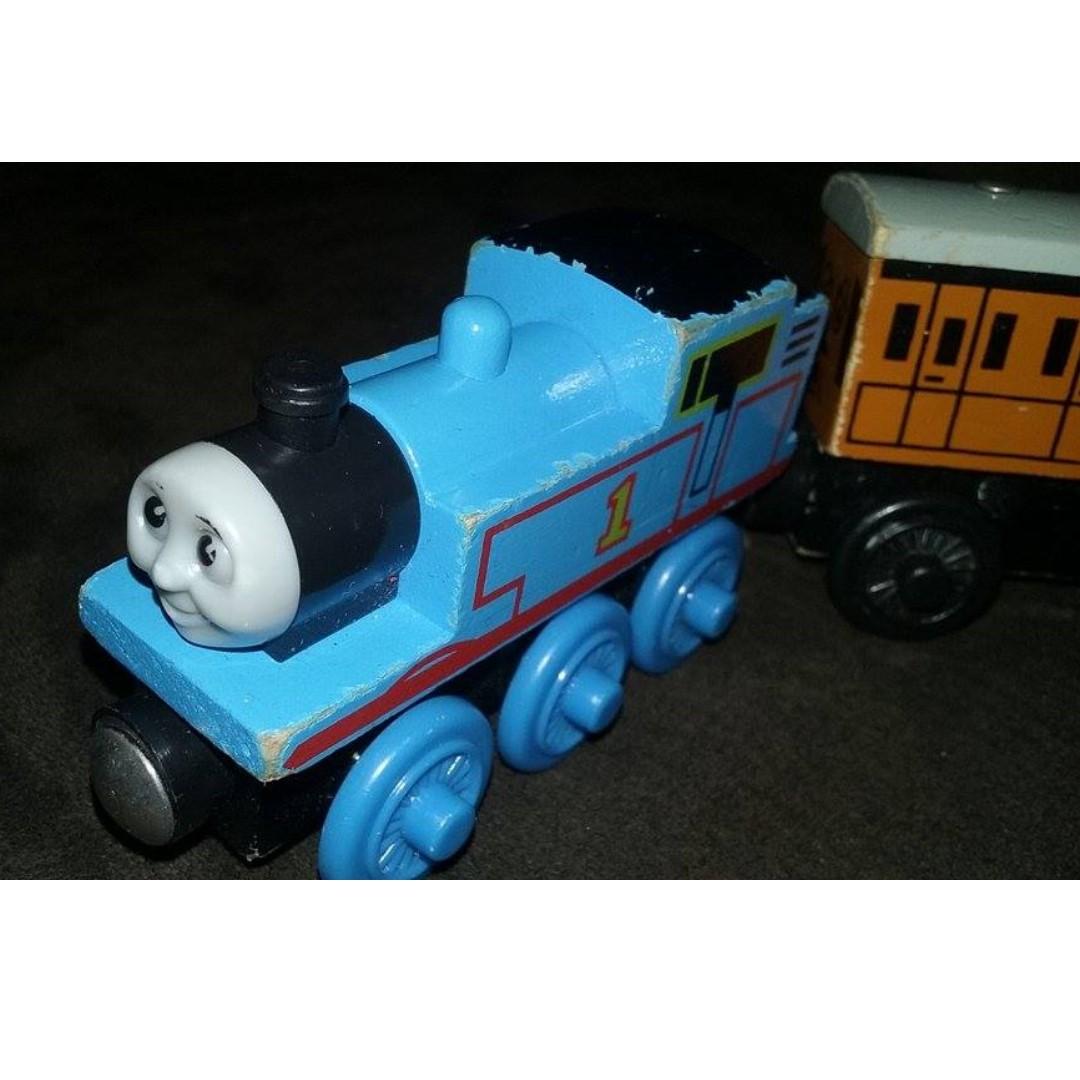 Thomas the Tank Engine Original Wooden Train Set- 3 Trains/Engine and ...