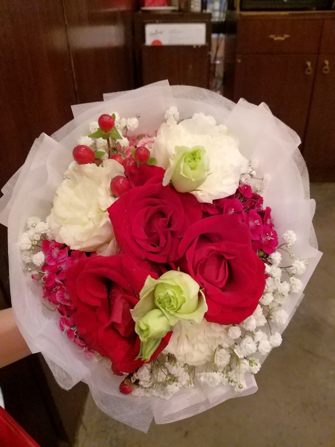 Triple Roses Bouquet, Hobbies & Toys, Stationery & Craft, Flowers ...