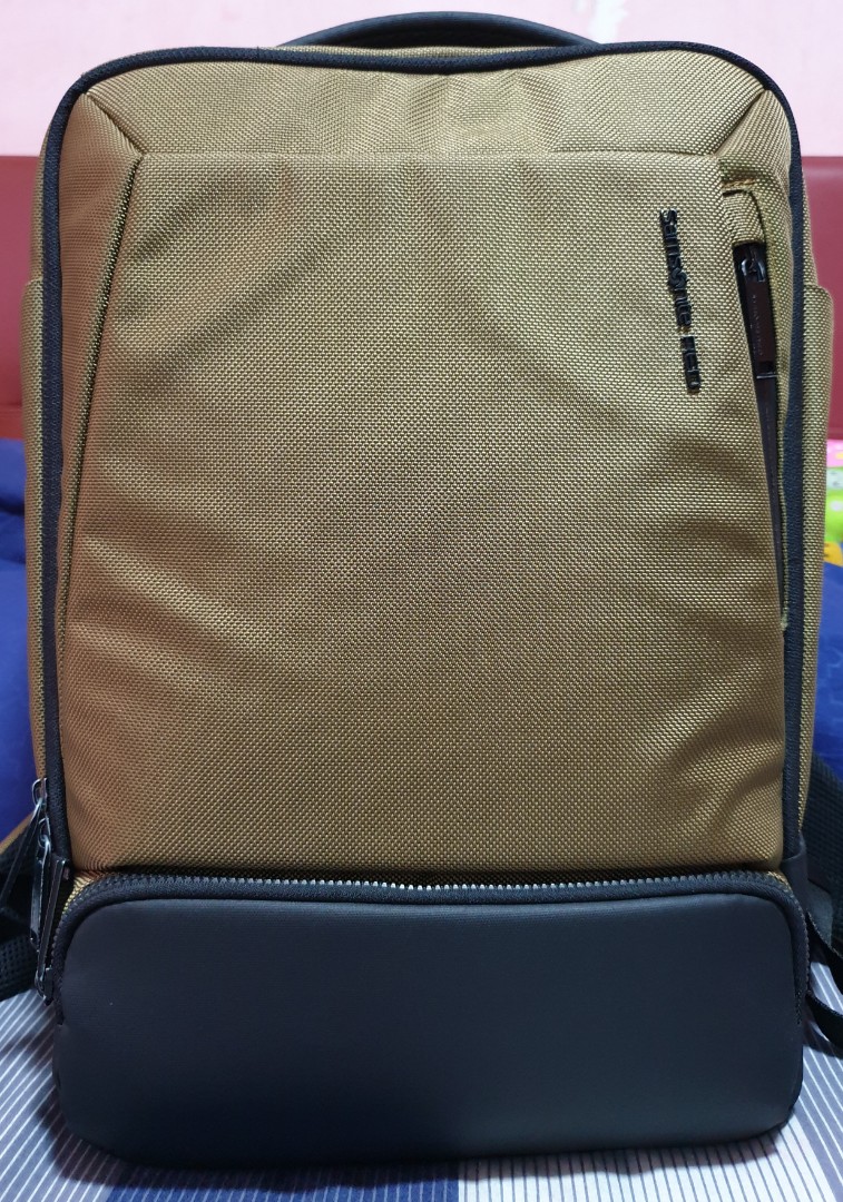 Samsonite RED Backpack, Men's Fashion, Bags, Backpacks on Carousell