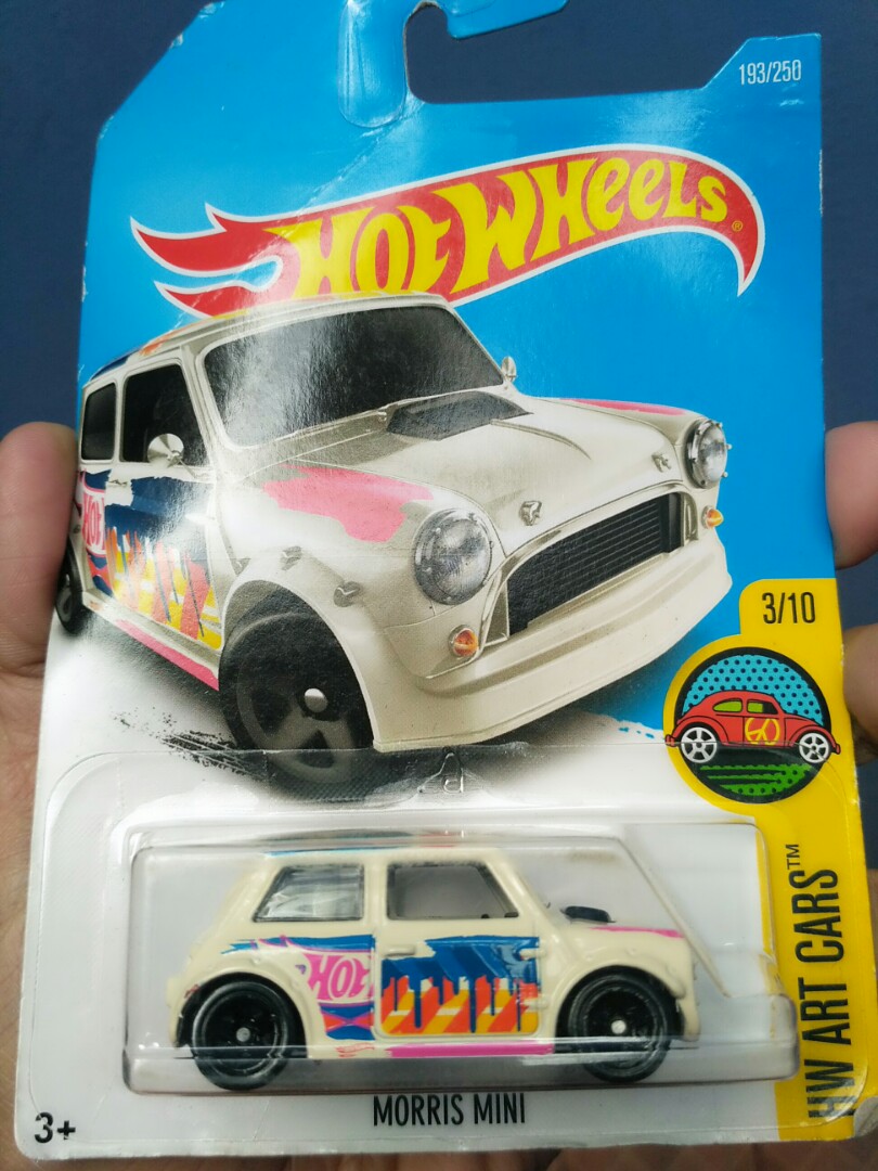 Hot Wheels Mini Cooper, Toys & Collectibles, Mainan di Carousell