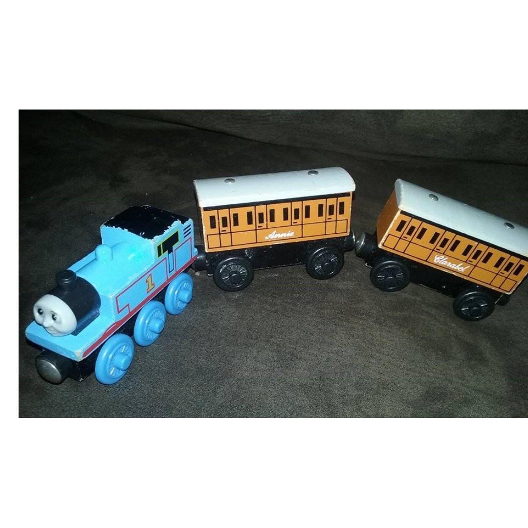Thomas the Tank Engine Original Wooden Train Set- 3 Trains/Engine and ...