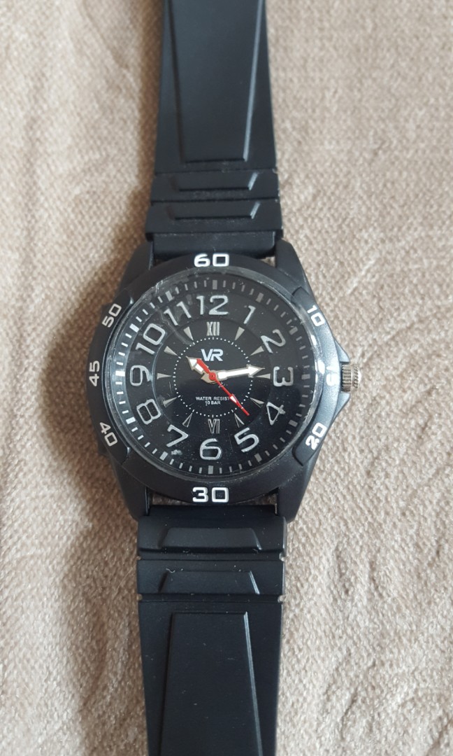 VR Watch, Fesyen Pria, Jam Tangan di Carousell