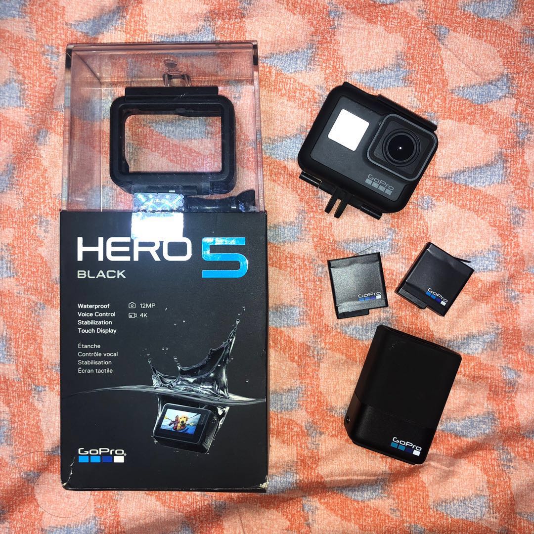 GoPro Hero 5 with Dual Battery Charger, Photography, Photography ...