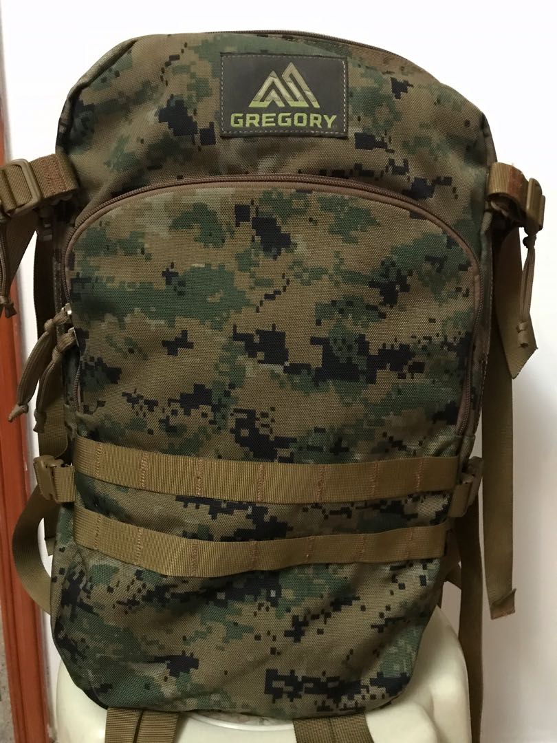 Gregory Military Backpack, 男裝, 袋, 背包 - Carousell