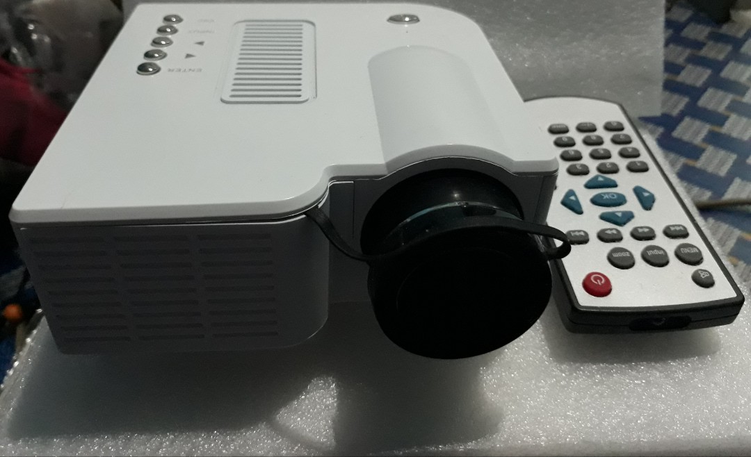 Projector, TV & Home Appliances, TV & Entertainment, Projectors on ...