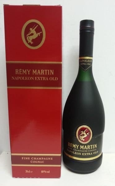 Remy Martin Extra Old Cognac 人頭馬干邑 700ml, 嘢食 & 嘢飲, 酒精飲料 - Carousell