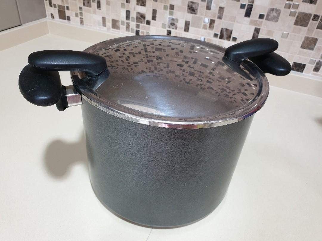 Tefal 5 liter Pot, TV & Home Appliances, Kitchen Appliances, Cookers on ...