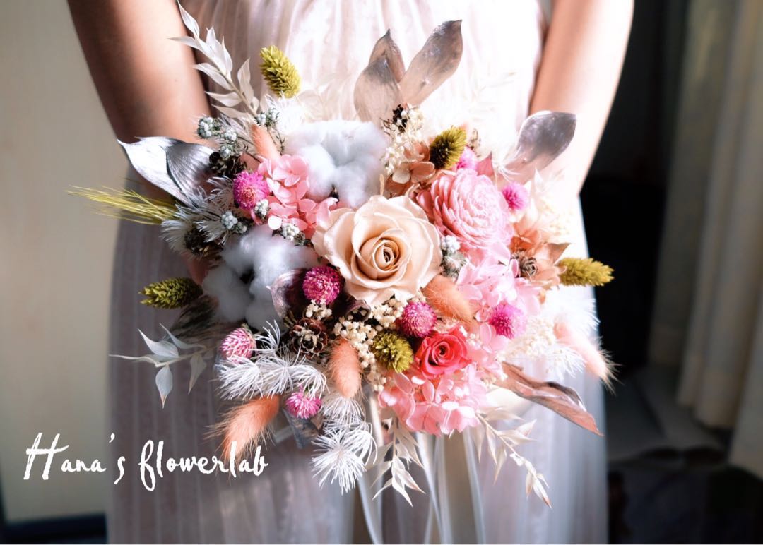 Preserved Flower Hand Bouquet (Wedding/ ROM/ Solemnisation/ Proposal ...