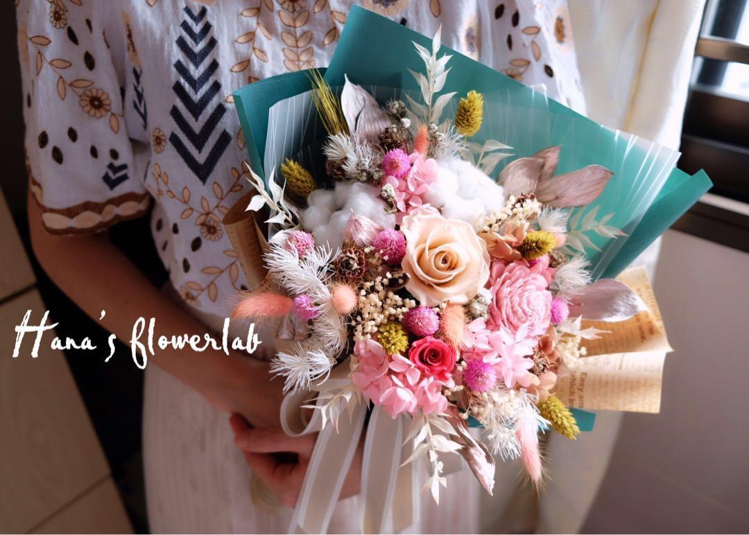 Preserved Flower Hand Bouquet (Wedding/ ROM/ Solemnisation/ Proposal ...