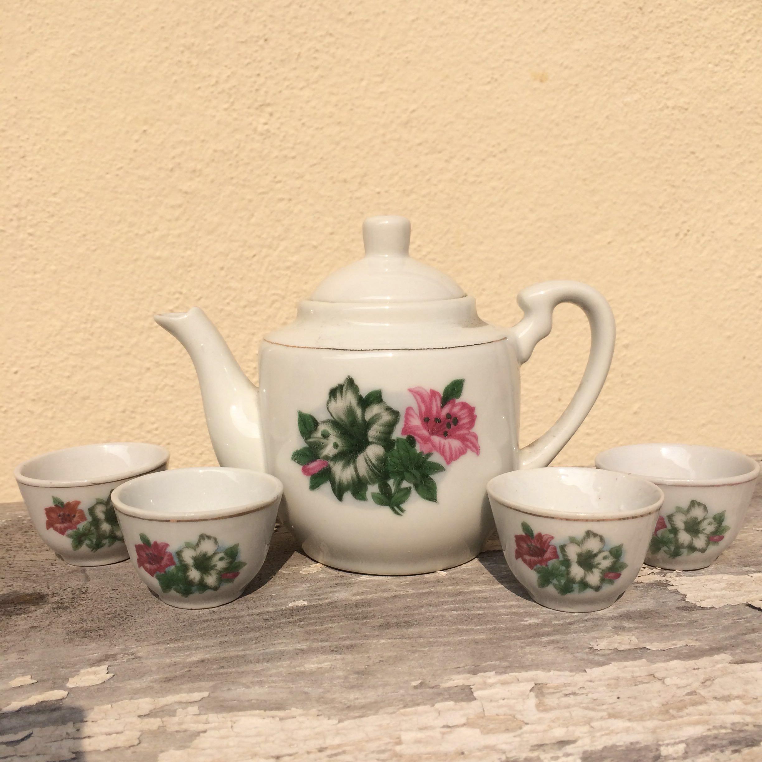 CHINESE TEA SET Bunga Kangkung (NOS), Furniture & Home Living, Home ...