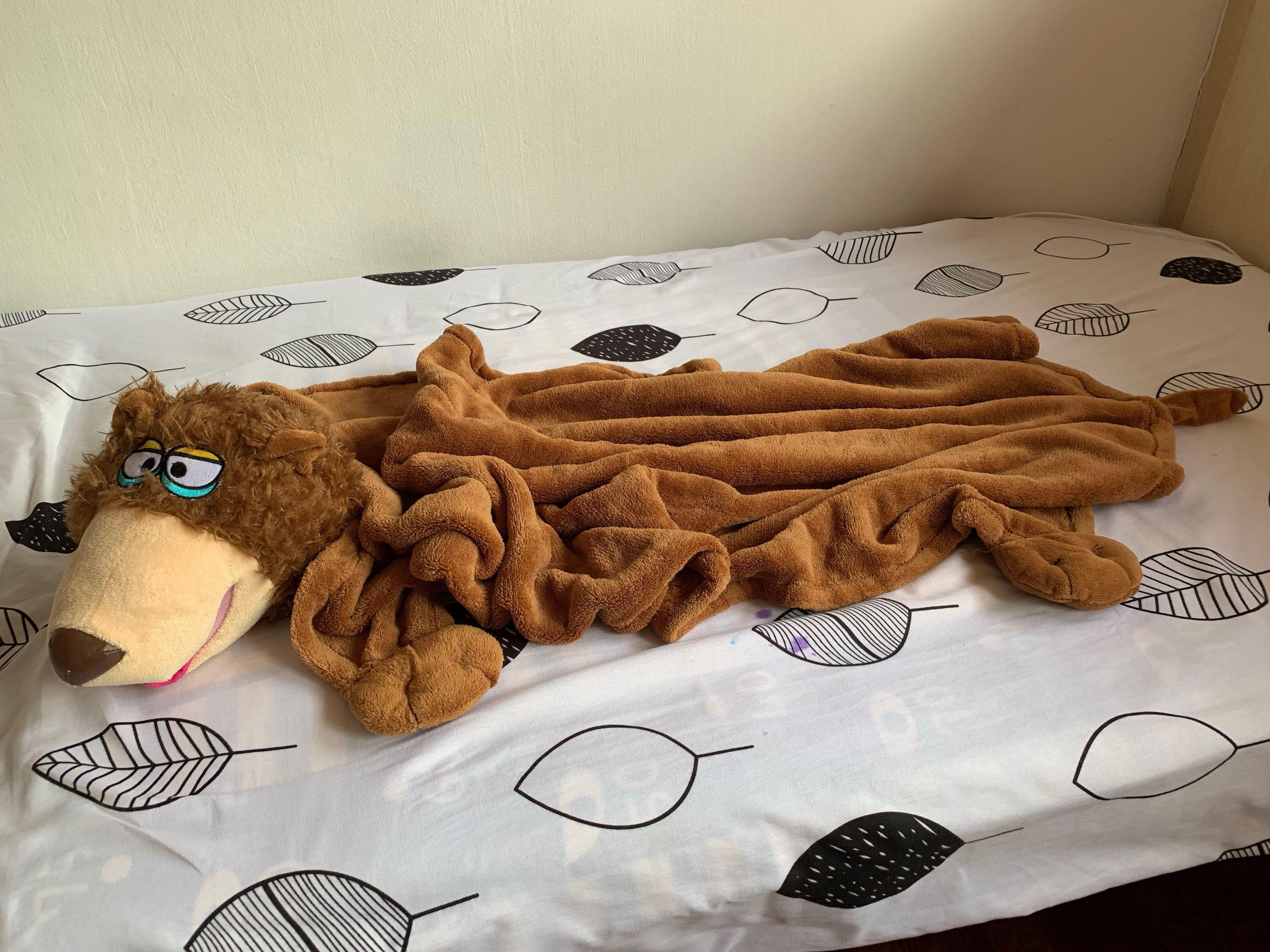 Cuddle Uppets brown bear blanket, Everything Else on Carousell