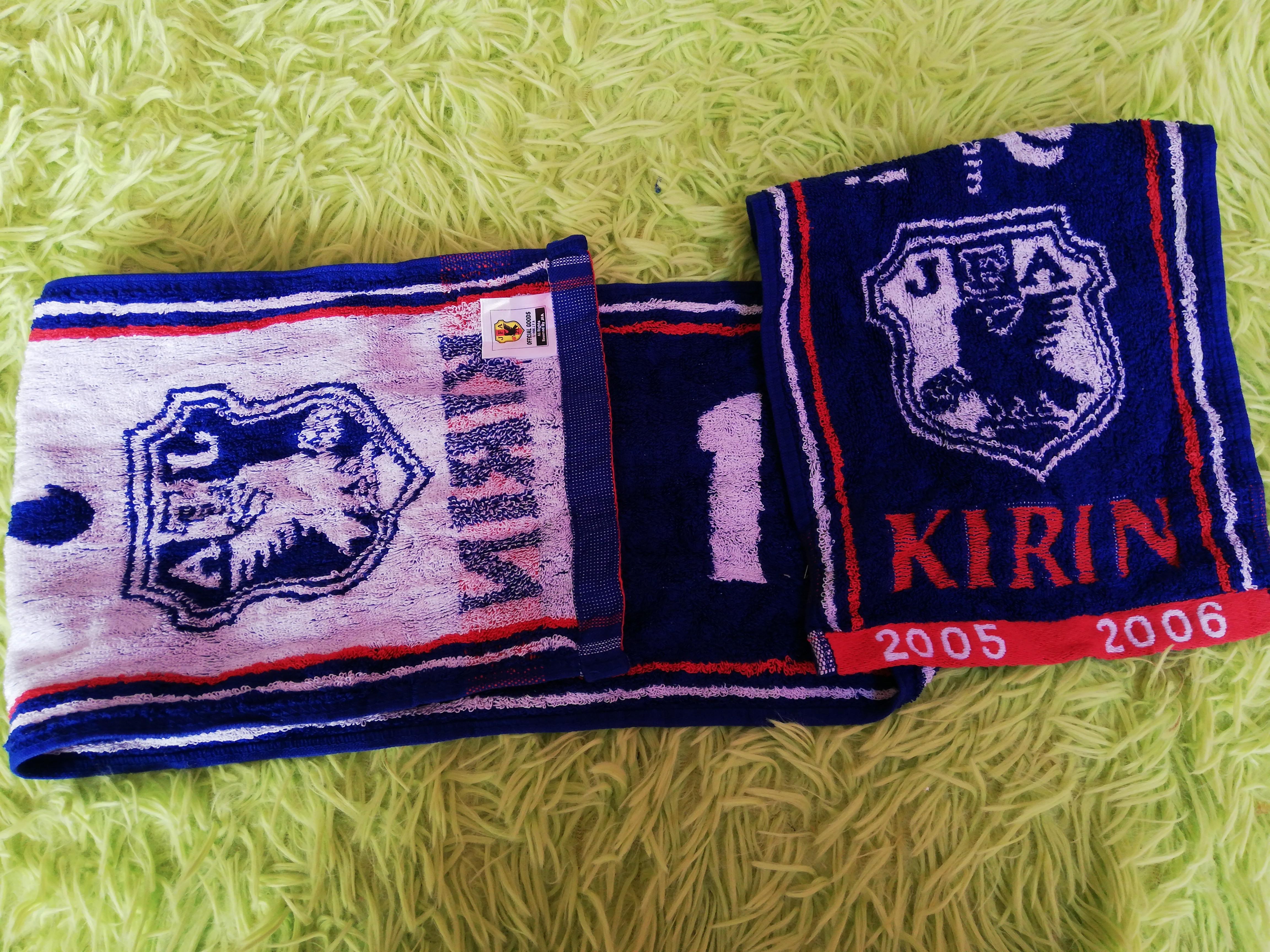 Kirin 2006 JFA Japan National Team No1 Mafla, Sports Equipment, Sports & Games, Racket & Ball ...