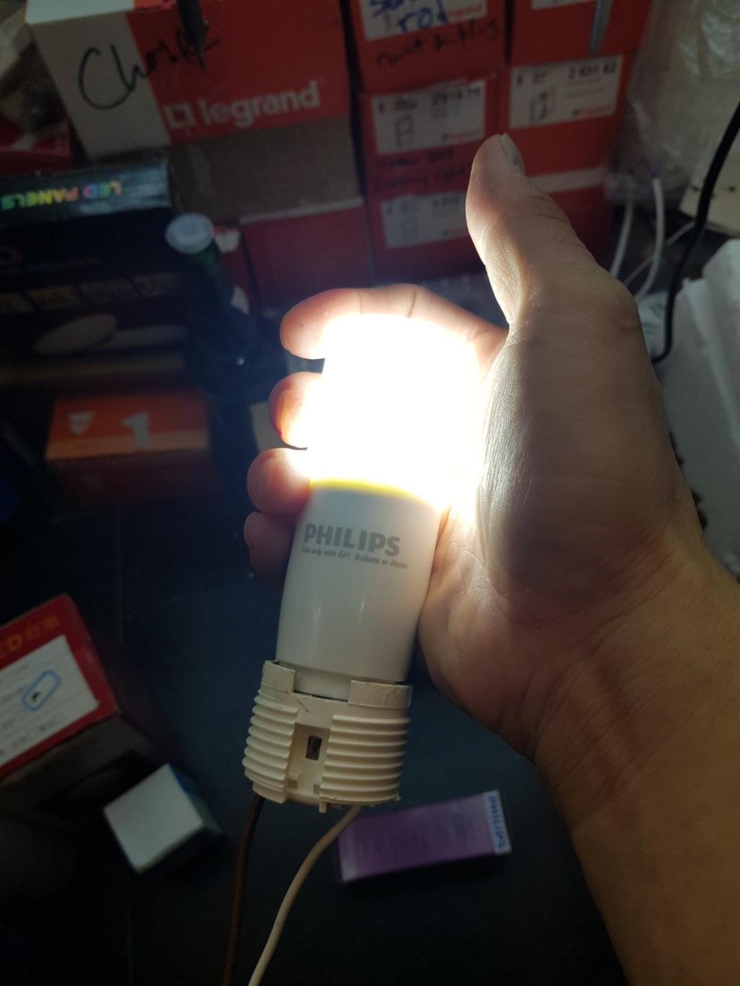 [Philips] PLC led bulb 7.5w, Furniture & Home Living, Lighting & Fans ...