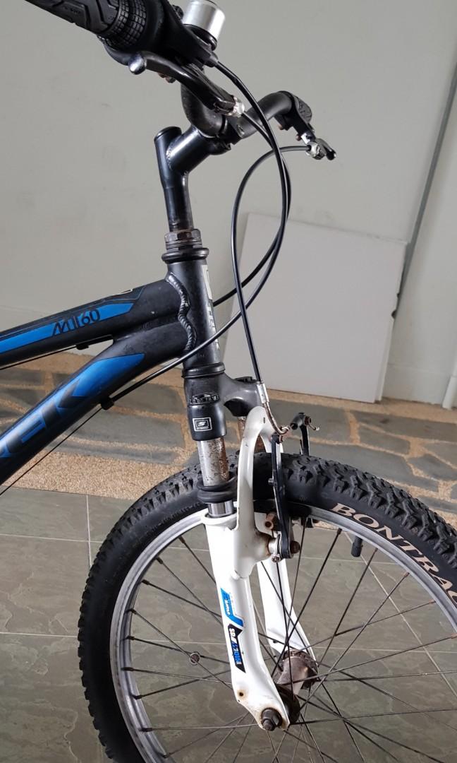 Trek MT60 Kids Mountain Bike 20", Sports Equipment, Bicycles & Parts ...