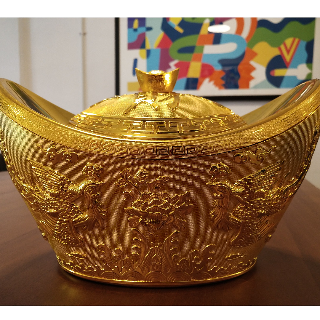 Golden Ingot (Money Container), Furniture & Home Living, Home Decor ...