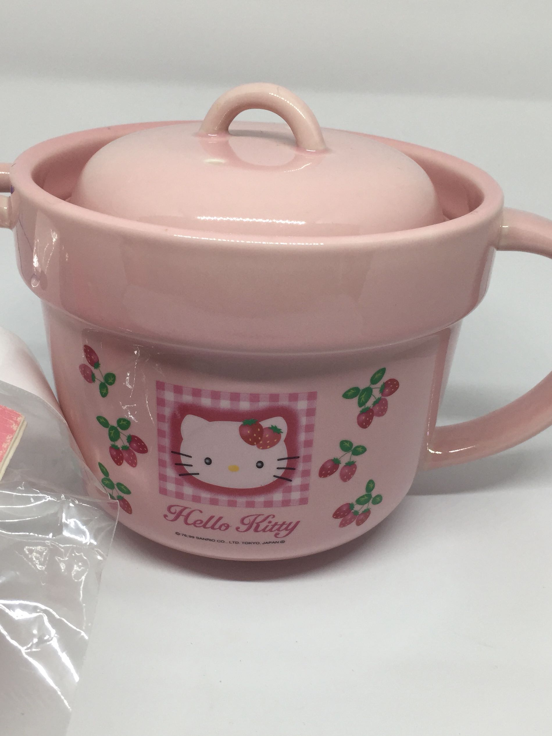 hello kitty porcelain microwave cookware, Furniture & Home Living ...