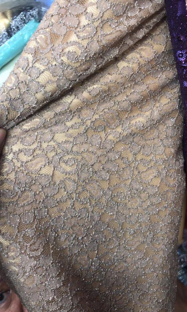 Kain lace 2 meter , Women's Fashion, Muslimah Fashion, Baju Kurung ...