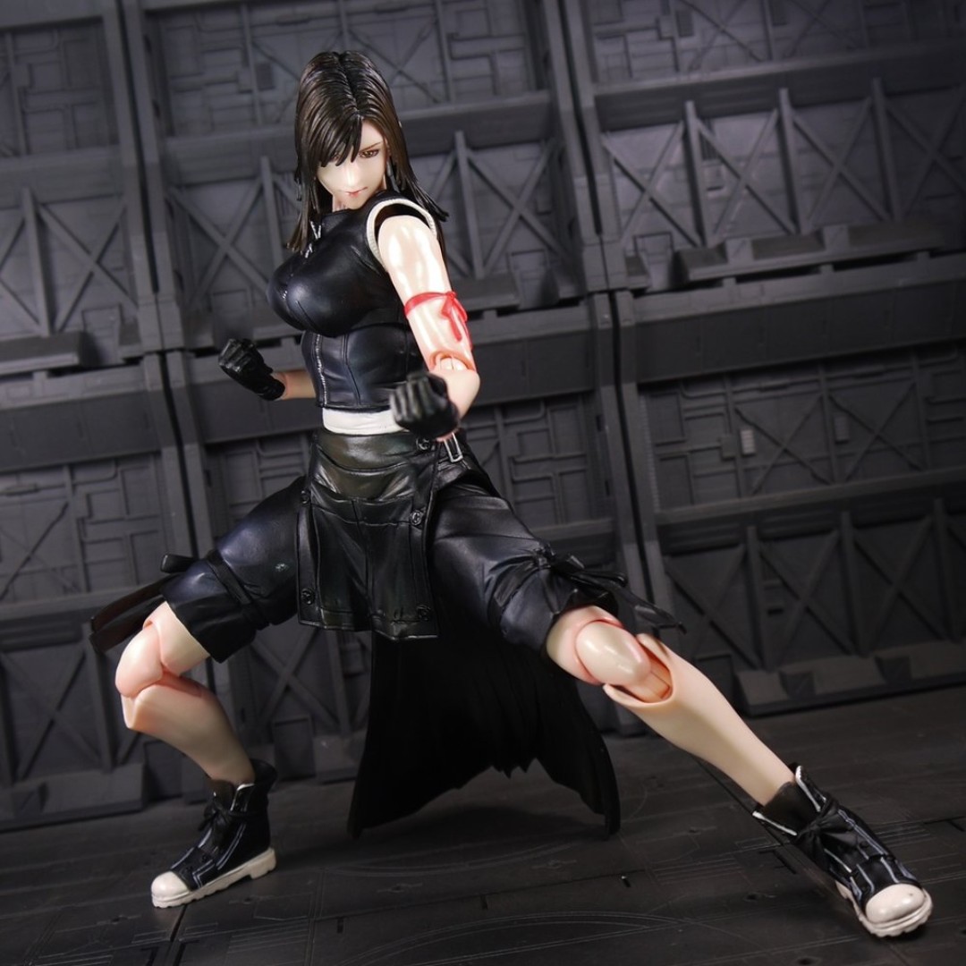 Play Arts Kai / Playarts Final Fantasy Advent Children Tifa Lockhart MIB (SUPER RARE), Hobbies ...