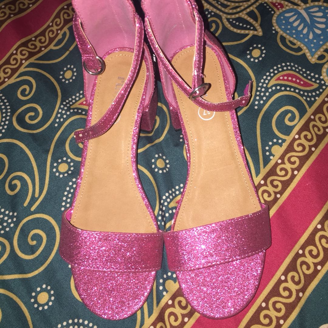 Rubi heels pink glitter, Fesyen Wanita, Sepatu di Carousell