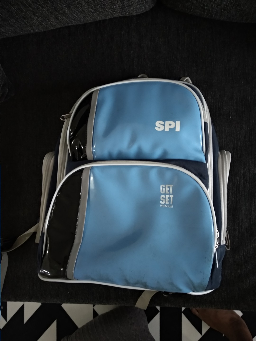 SPI ergonomic school bag to sell, Babies & Kids, Going Out, Carriers ...
