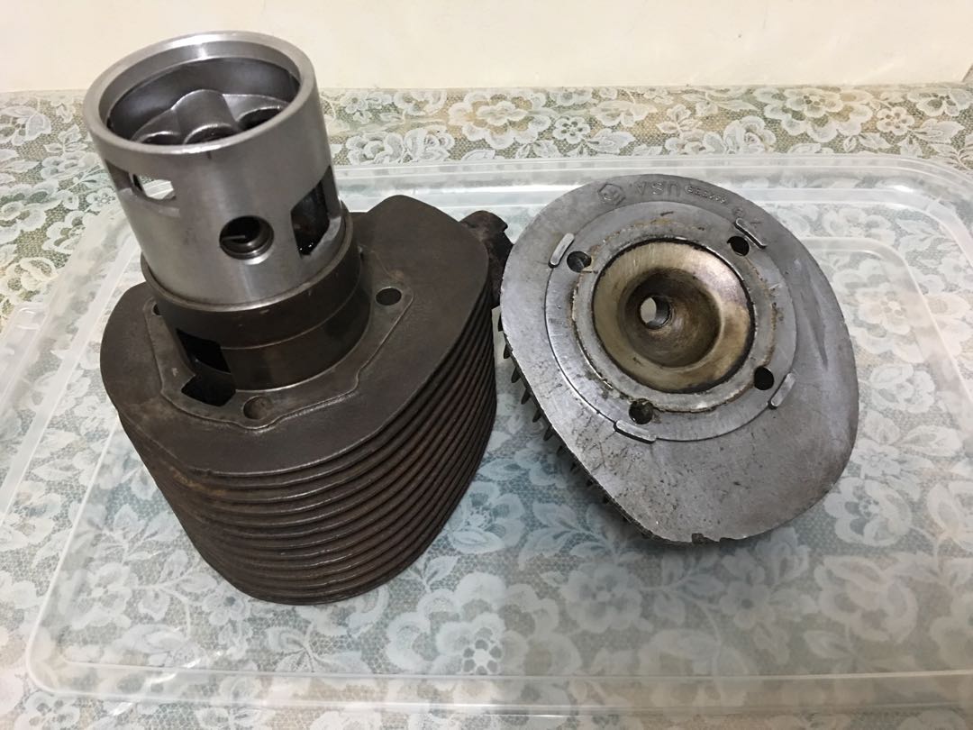 Vespa : block // cylinder 200cc, Motorbikes on Carousell