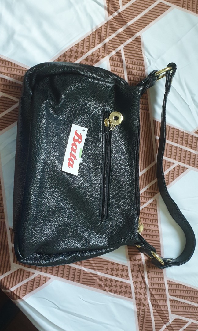 Bata handbag, Women's Fashion, Bags & Wallets, Tote Bags on Carousell