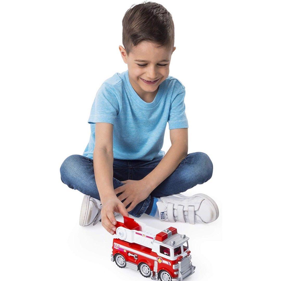 PAW Patrol Ultimate Rescue - Marshall's Ultimate Rescue Fire Truck with ...