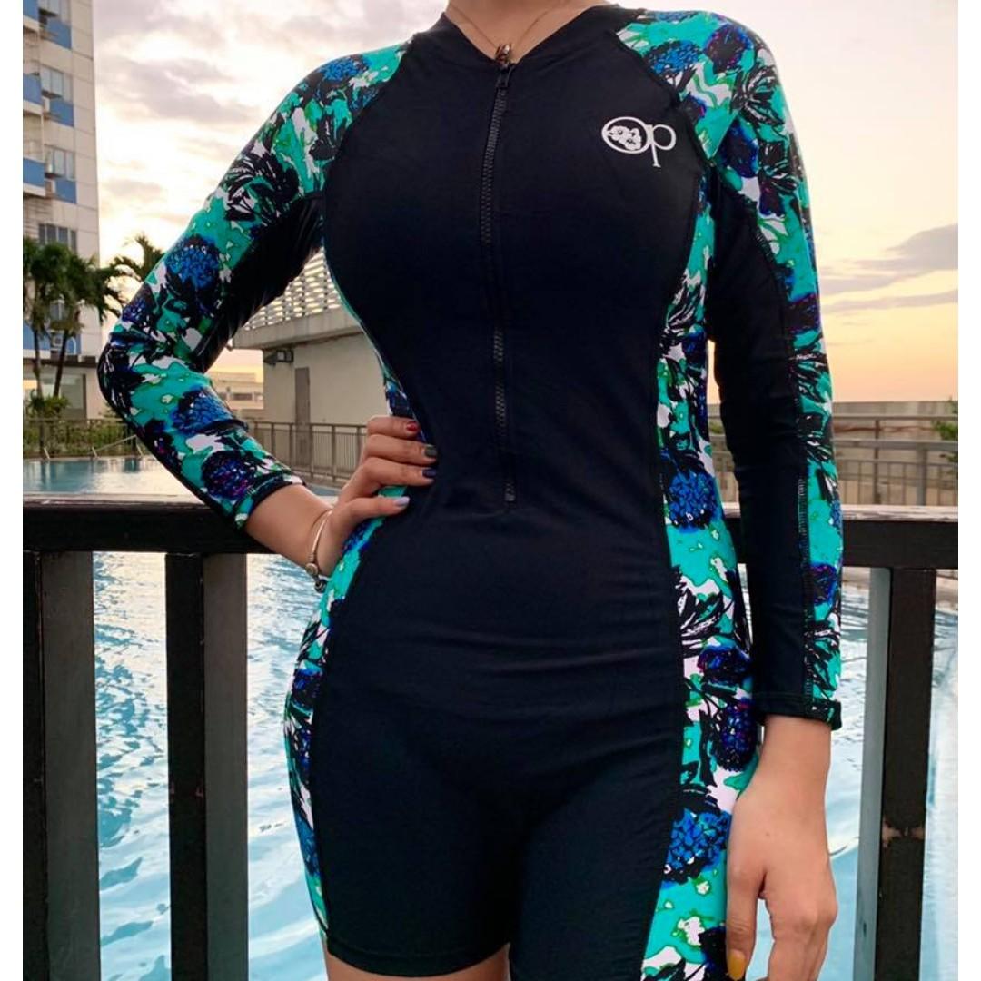 OVERALL RASHGUARD, Women's Fashion, Swimwear, Rash guard on Carousell