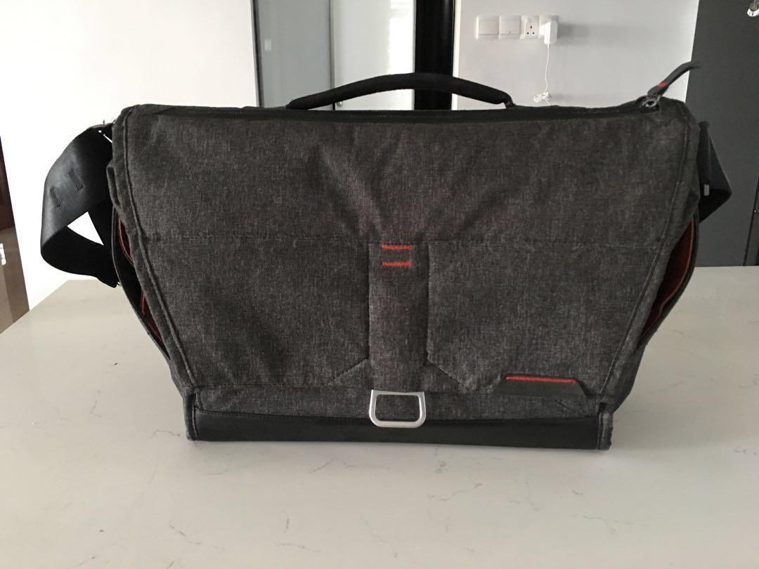 Peak Design Original Kickstarter Messenger bag, Photography ...