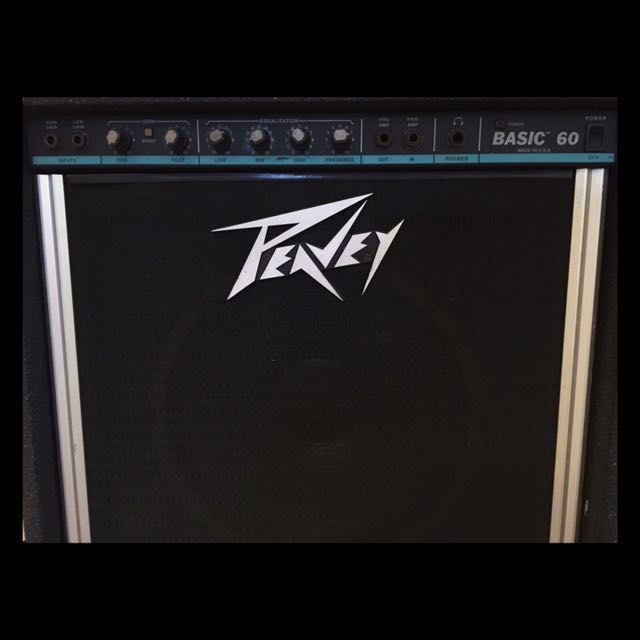 Peavey Basic 60 Bass Amp, Hobbies & Toys, Music & Media, Musical ...