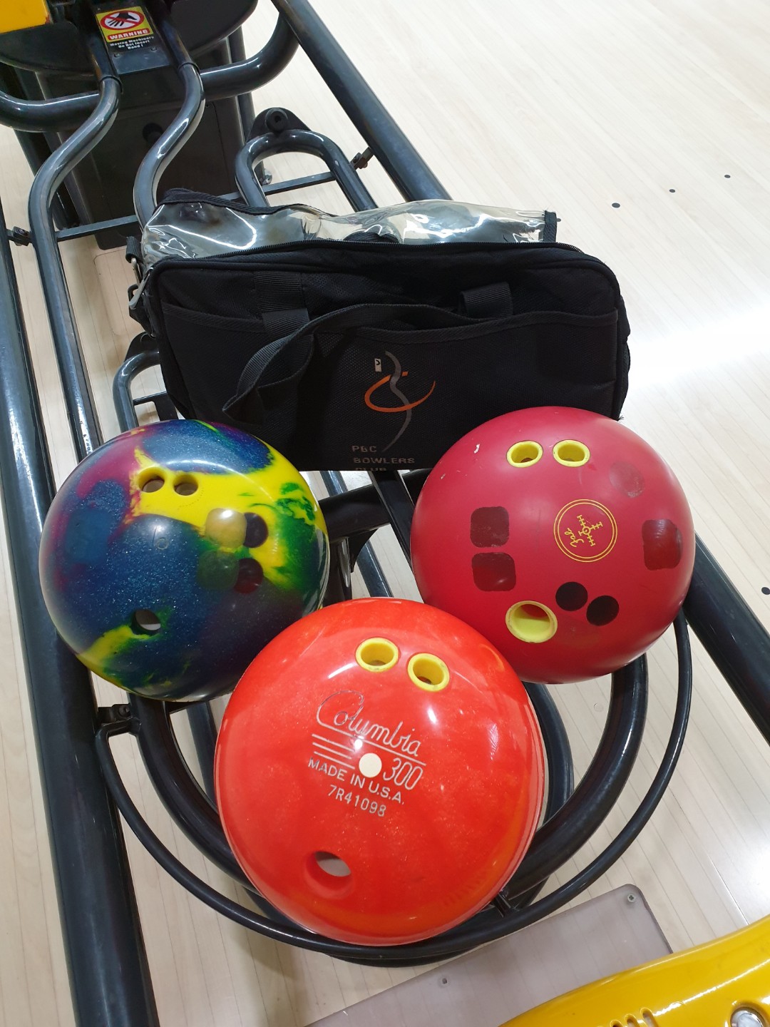 Bowling balls, Sports Equipment, Sports & Games, Billiards & Bowling on ...