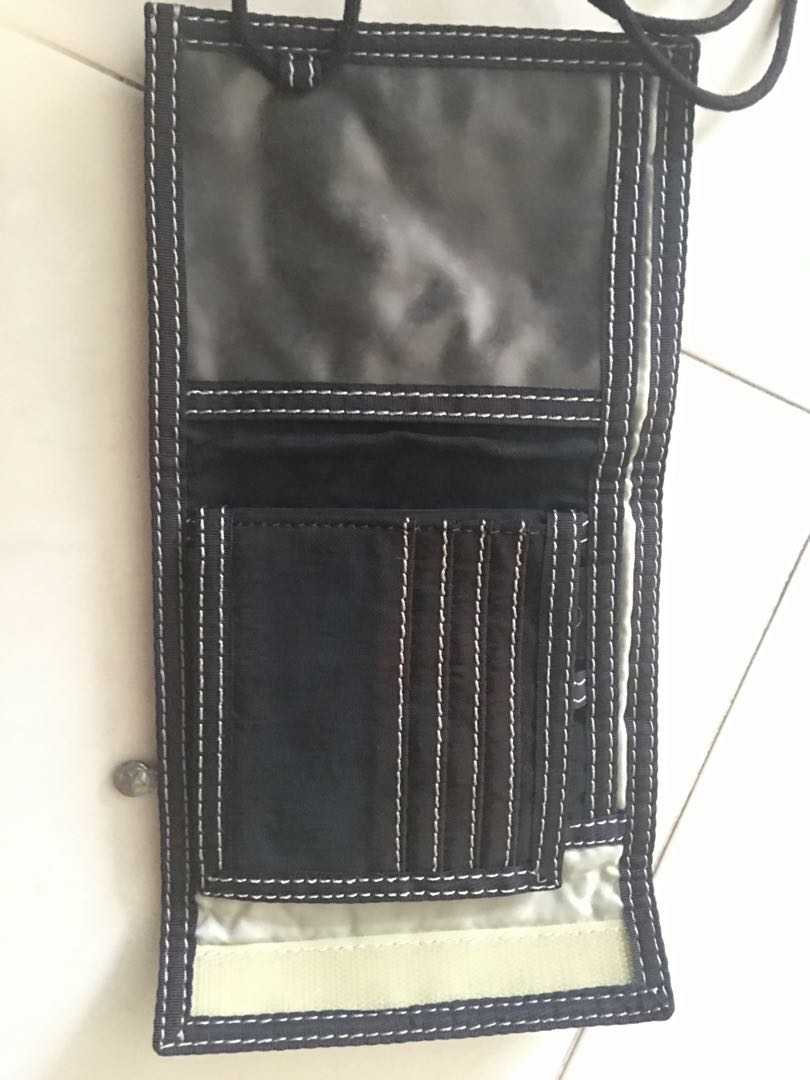 Kipling Wallet, Men's Fashion, Watches & Accessories, Wallets & Card ...