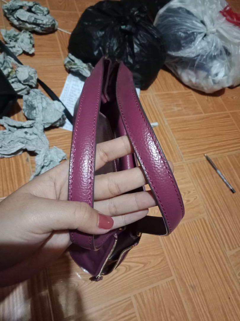 Orig Duani handbag/sling bag on Carousell