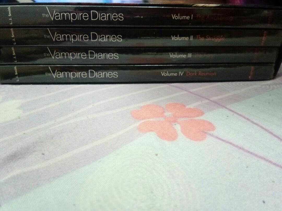 The Vampire Diaries Collection + The Vampire Diaries Origins (Stefan's ...