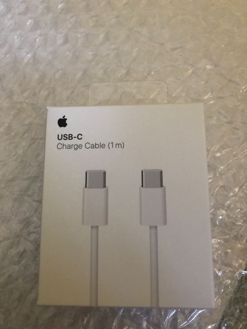 Apple USB-C Cable 1m, Computers & Tech, Parts & Accessories, Cables ...
