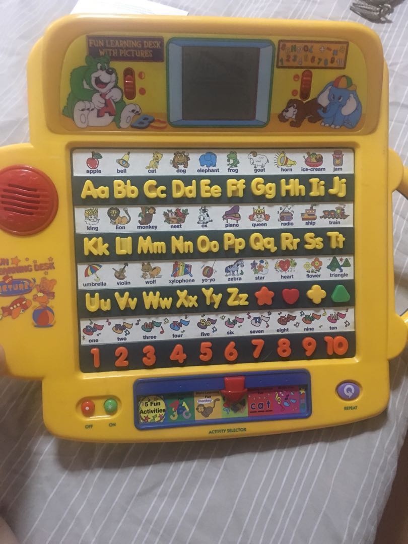 Fun learning desk, Hobbies & Toys, Toys & Games on Carousell