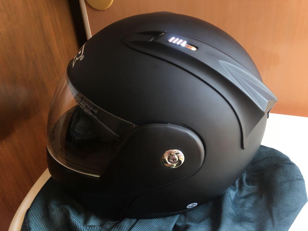 GDR Full Face Helmet Large, Motorbikes on Carousell