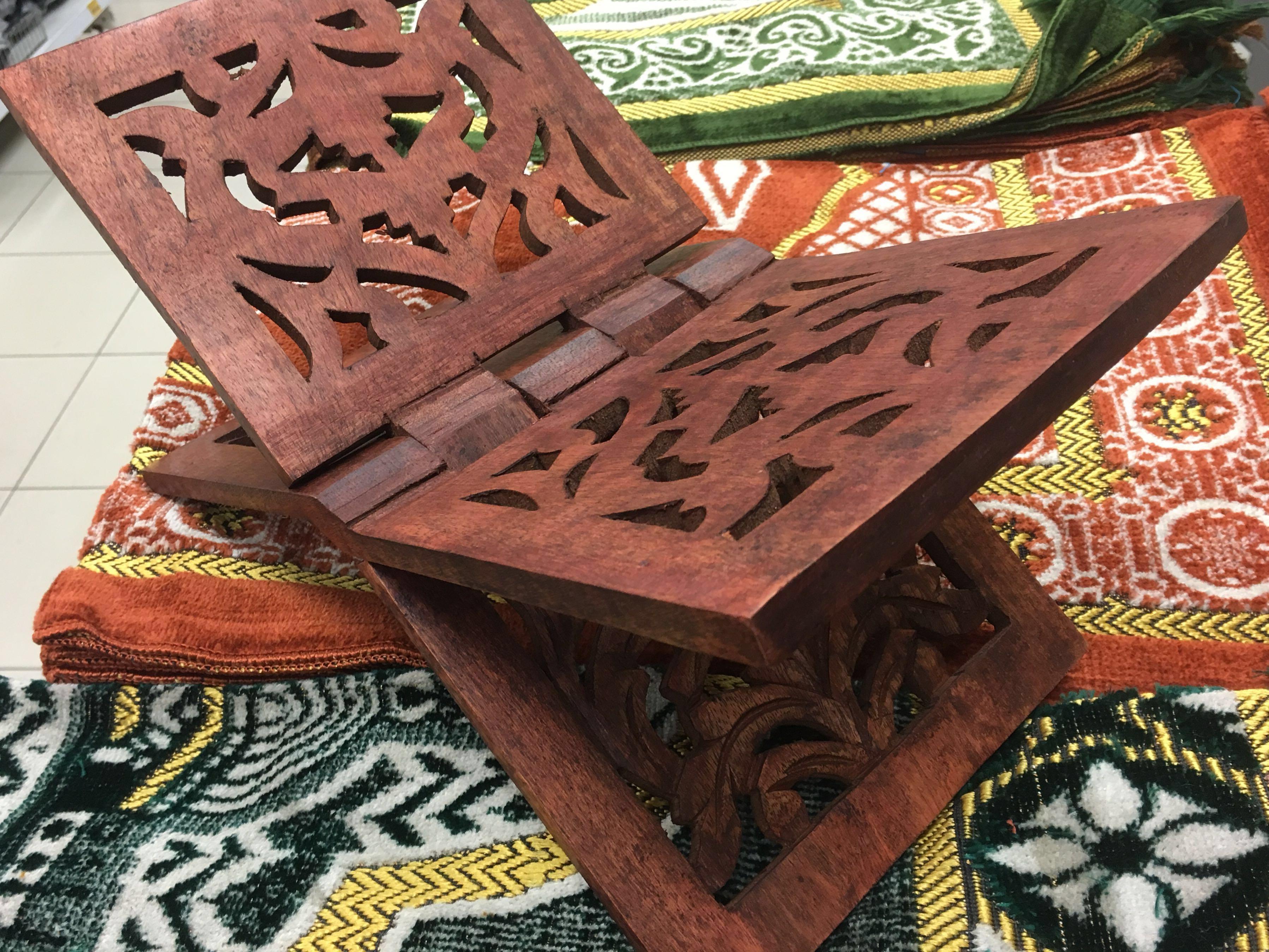 Rehal Quran / Wooden rehal Quran stand, Hobbies & Toys, Stationery ...