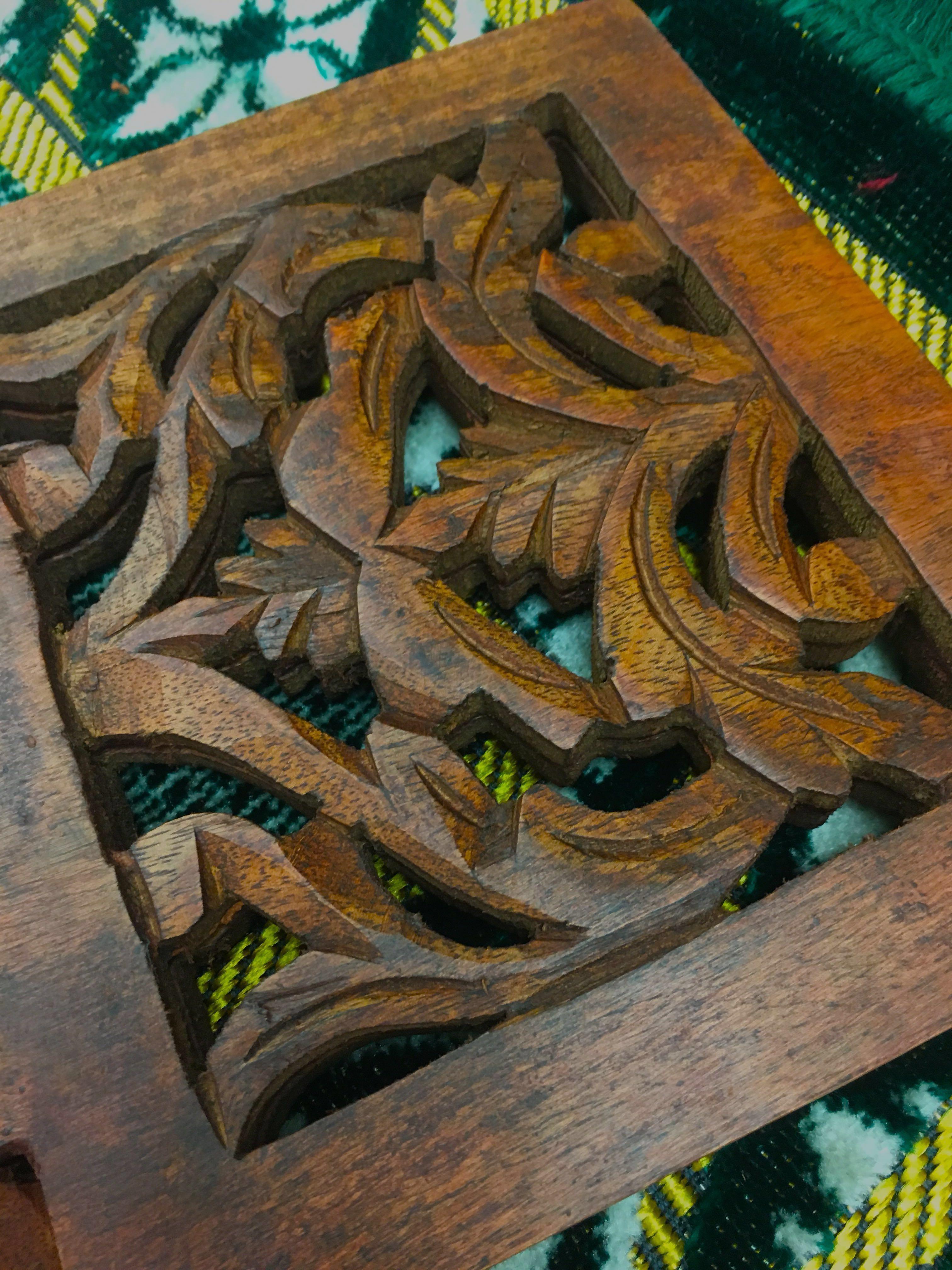 Rehal Quran / Wooden rehal Quran stand, Hobbies & Toys, Stationery ...