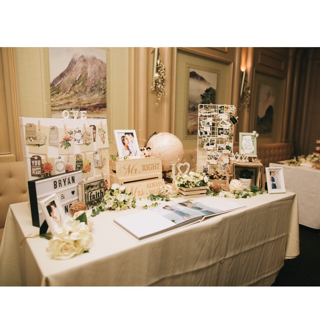 Wedding Decoration Display Table (Garden Theme), Hobbies & Toys ...