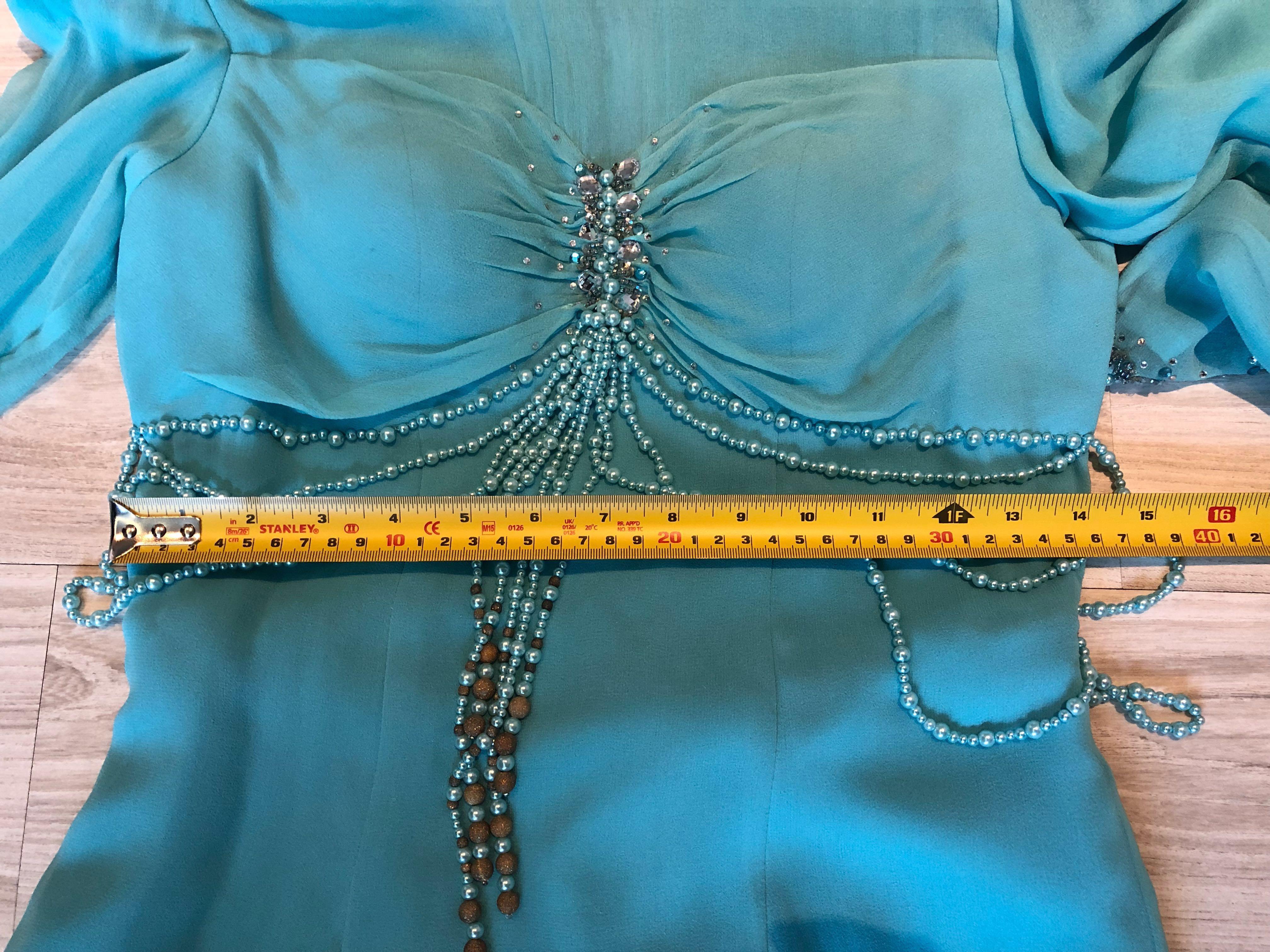 Calvin Thoo Custom made Dress, Women's Fashion, Muslimah Fashion ...