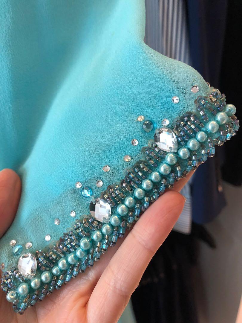 Calvin Thoo Custom made Dress, Women's Fashion, Muslimah Fashion ...