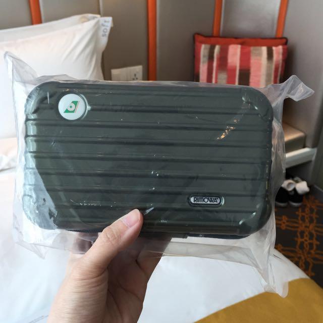 Eva Air Rimowa Mini Case Amenity Kit, Everything Else on Carousell