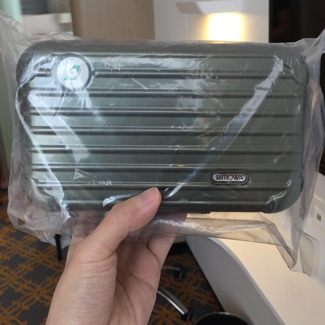 Eva Air Rimowa Mini Case Amenity Kit, Everything Else on Carousell