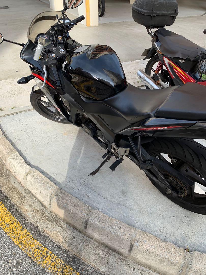 Honda cbr 150r, Motorcycles, Motorcycles for Sale, Class 2B on Carousell