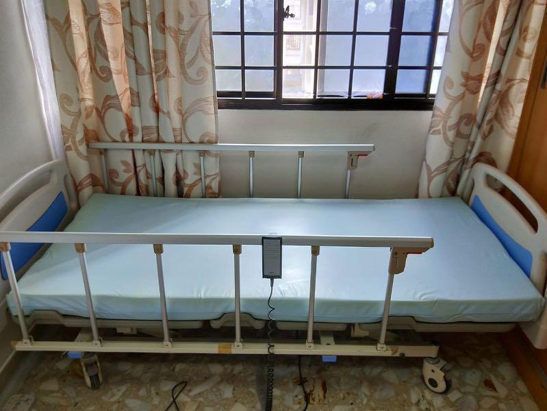 LINAK Electrical Hospital Bed and air mattress, Furniture & Home Living ...
