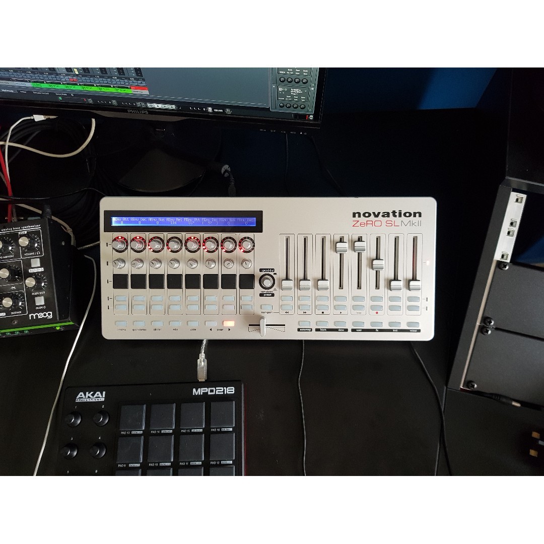 Novation MIDI Controller - SL Zero MkII (with Automap functionality ...