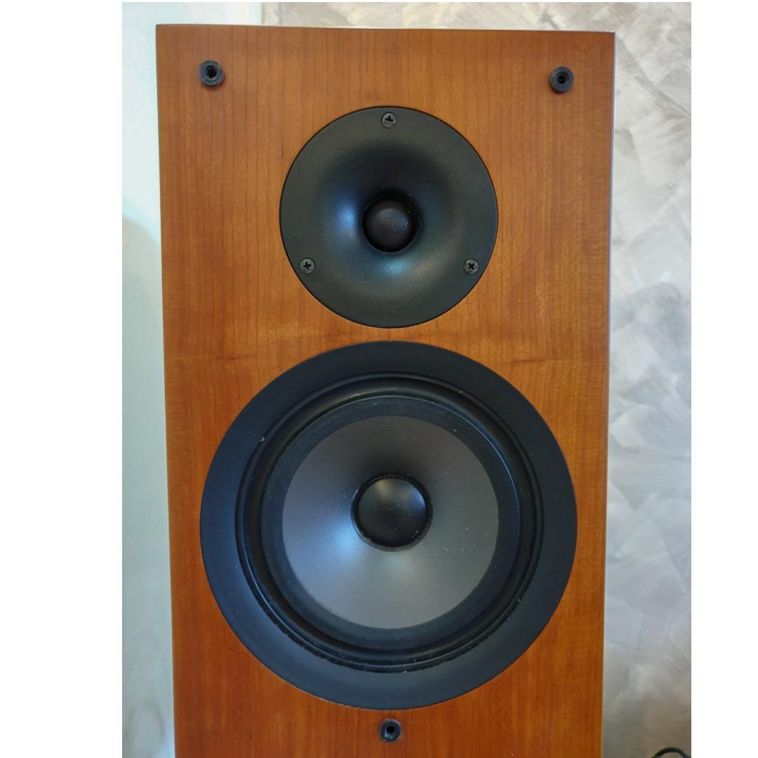 Wharfedale Emerald 93 Bookshelf Speakers for sale, Audio, Soundbars ...